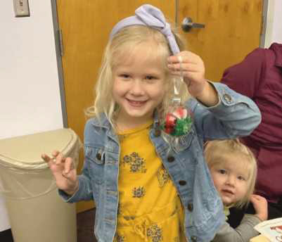 Rossford Public Library holds children’s ornament decorating program ...
